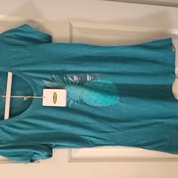 Cariloha | Tops | Cariloha Shirt New Large Pineapple Bamboo Soft | Poshmark